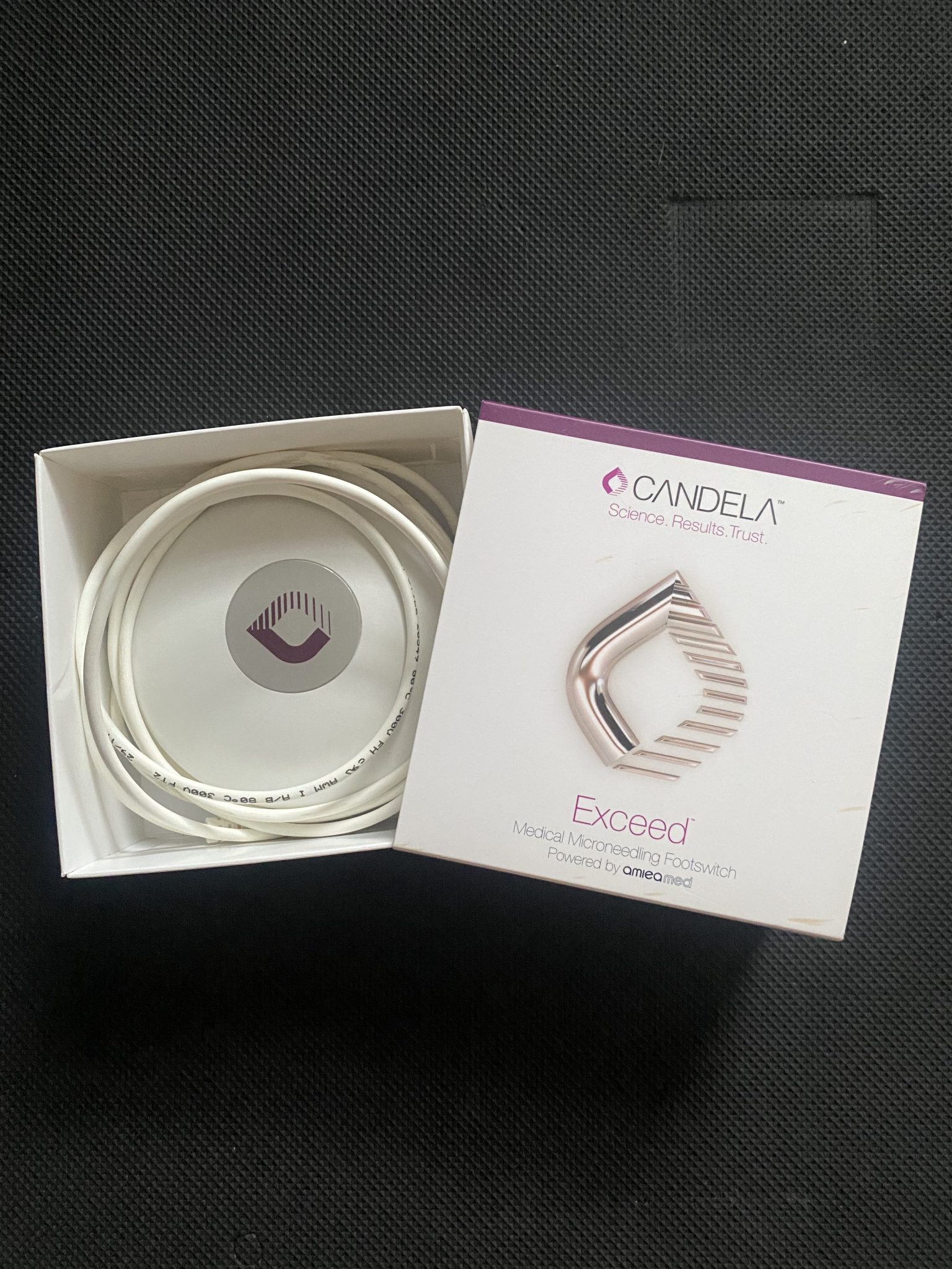 2020 Candela Exceed - Mini, Portable MicroNeedling - with CONSUMABLE ...