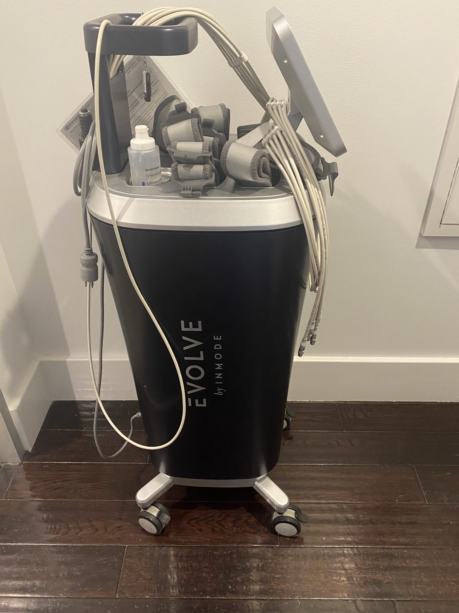 2020 InMode Evolve Embody w/ Tite (RF Skin Tightening), Transform (RF ...