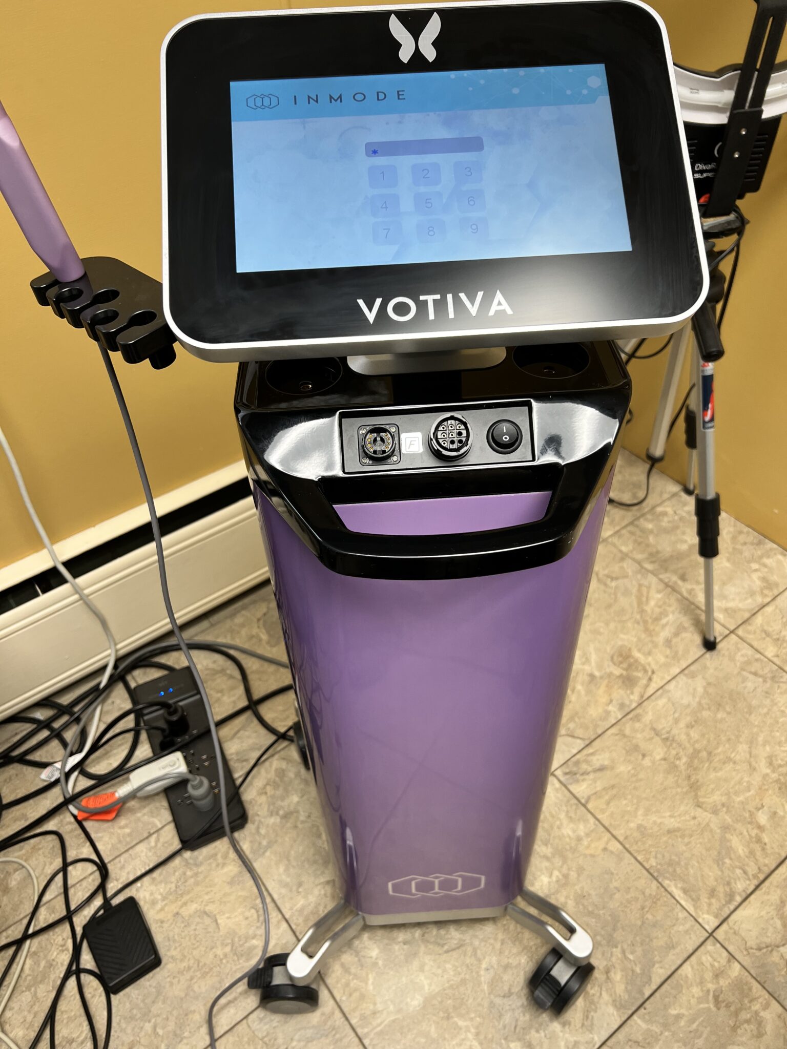 2018 Inmode Votiva with FormaV Plus90 & (7) Tips (Vaginal Rejuvenation & Incontinence ...