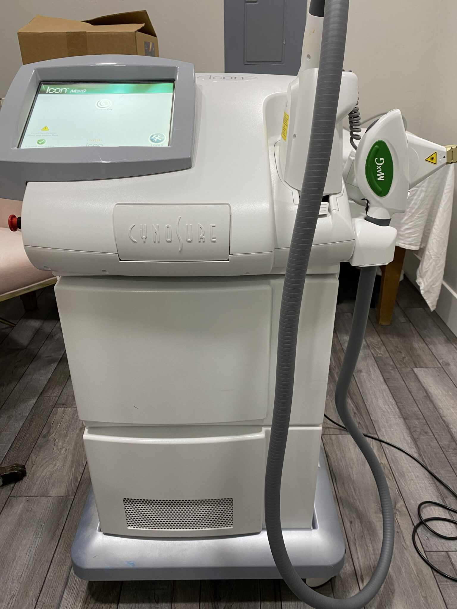 2019 Cynosure Palomar Icon w/ 2 Handpieces -Max G IPL for Pigment ...
