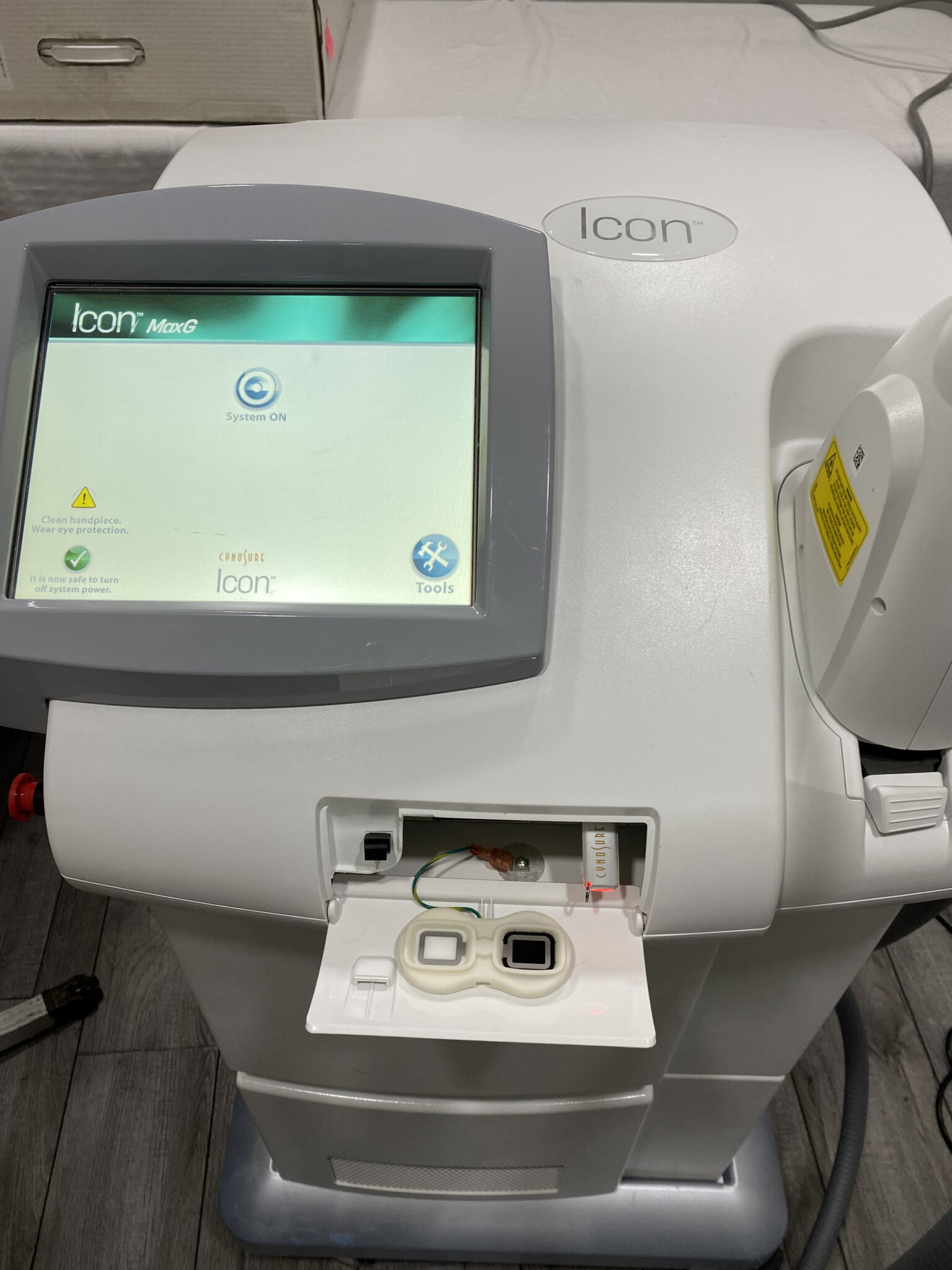 2019 Cynosure Palomar Icon w/ 2 Handpieces -Max G IPL for Pigment ...