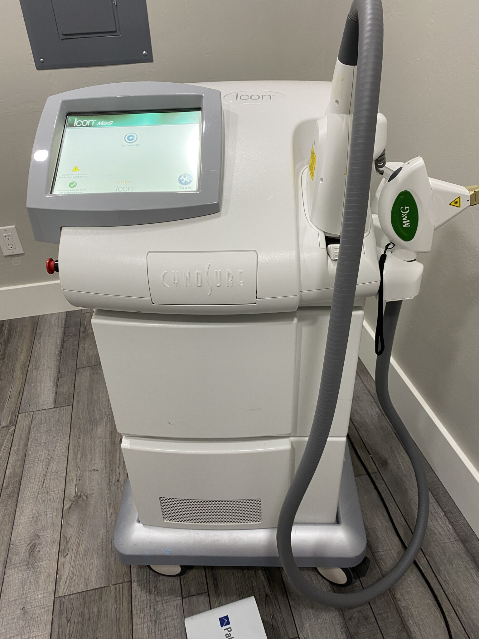 2019 Cynosure Palomar Icon w/ 2 Handpieces -Max G IPL for Pigment ...