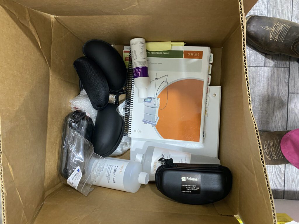 2019 Cynosure Palomar Icon w/ 2 Handpieces -Max G IPL for Pigment ...