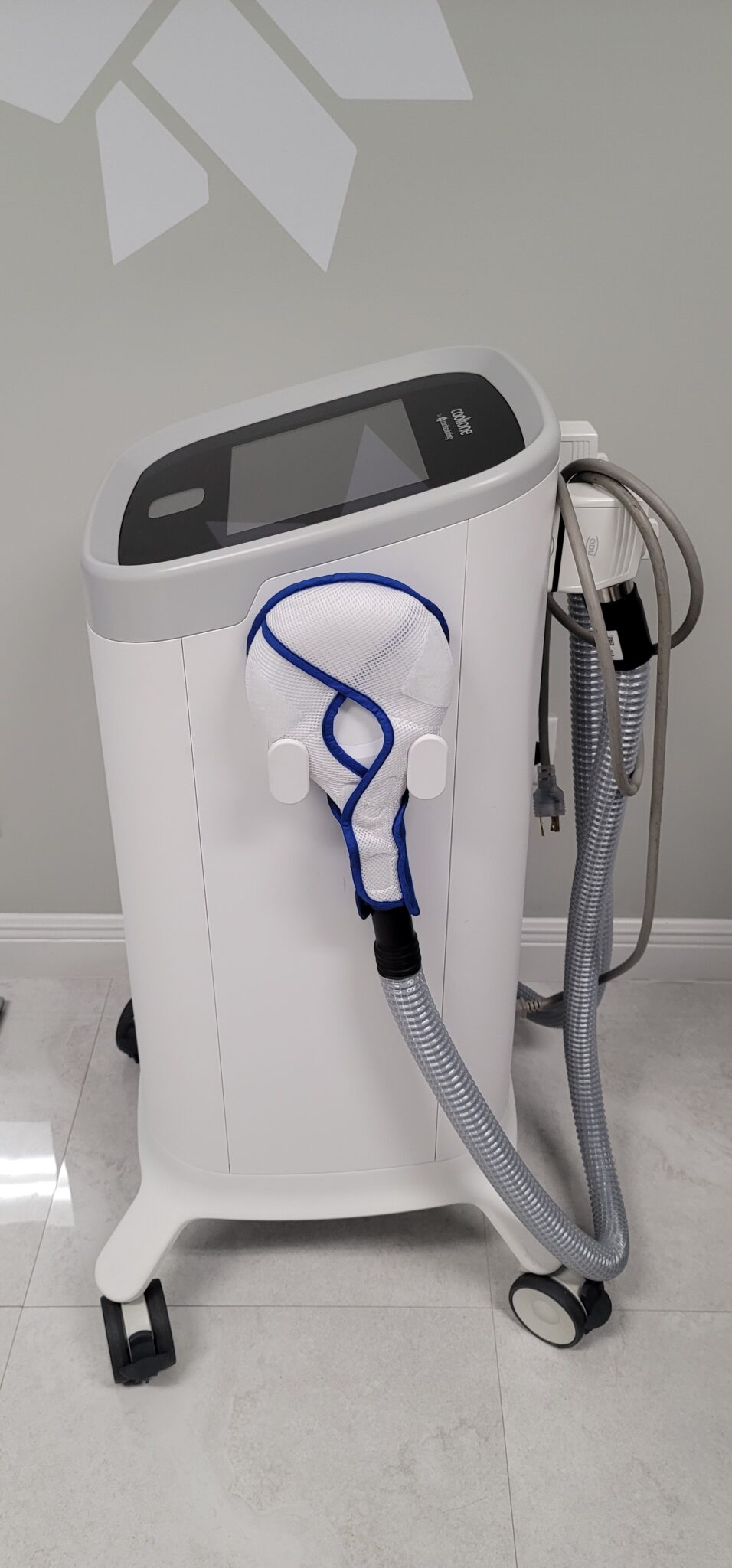 2020 Zeltiq CoolTone Active Magnetic Pulse (AMP) Technology for ...