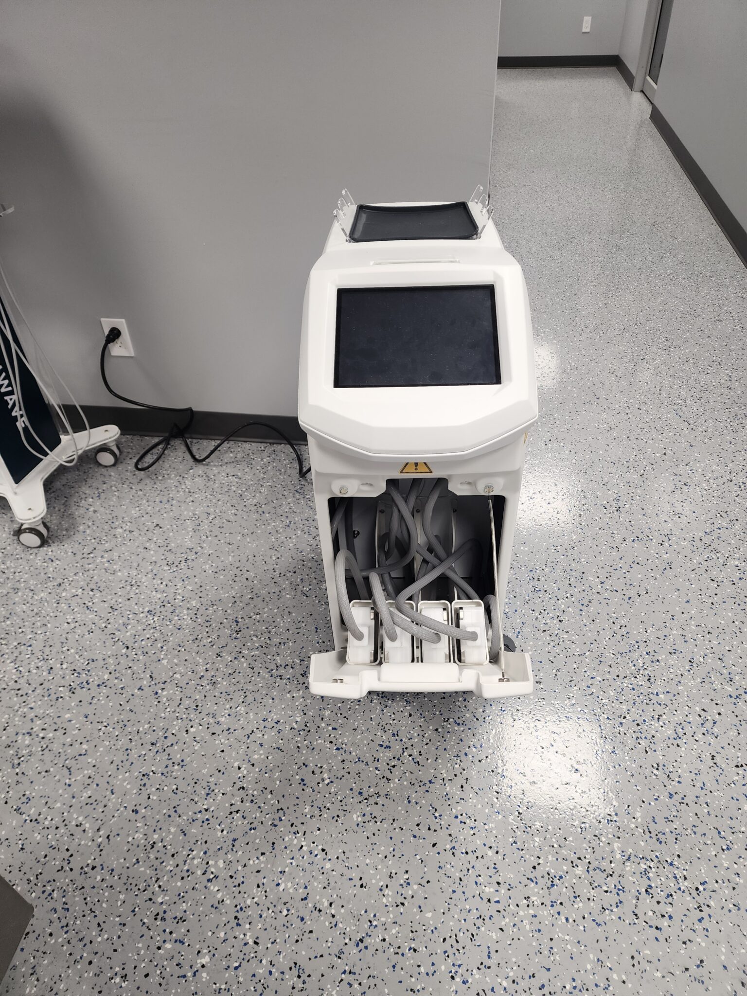 2021 Deka Cartessa Physiq - STEP, EMS, & SDM Technology Muscle ...