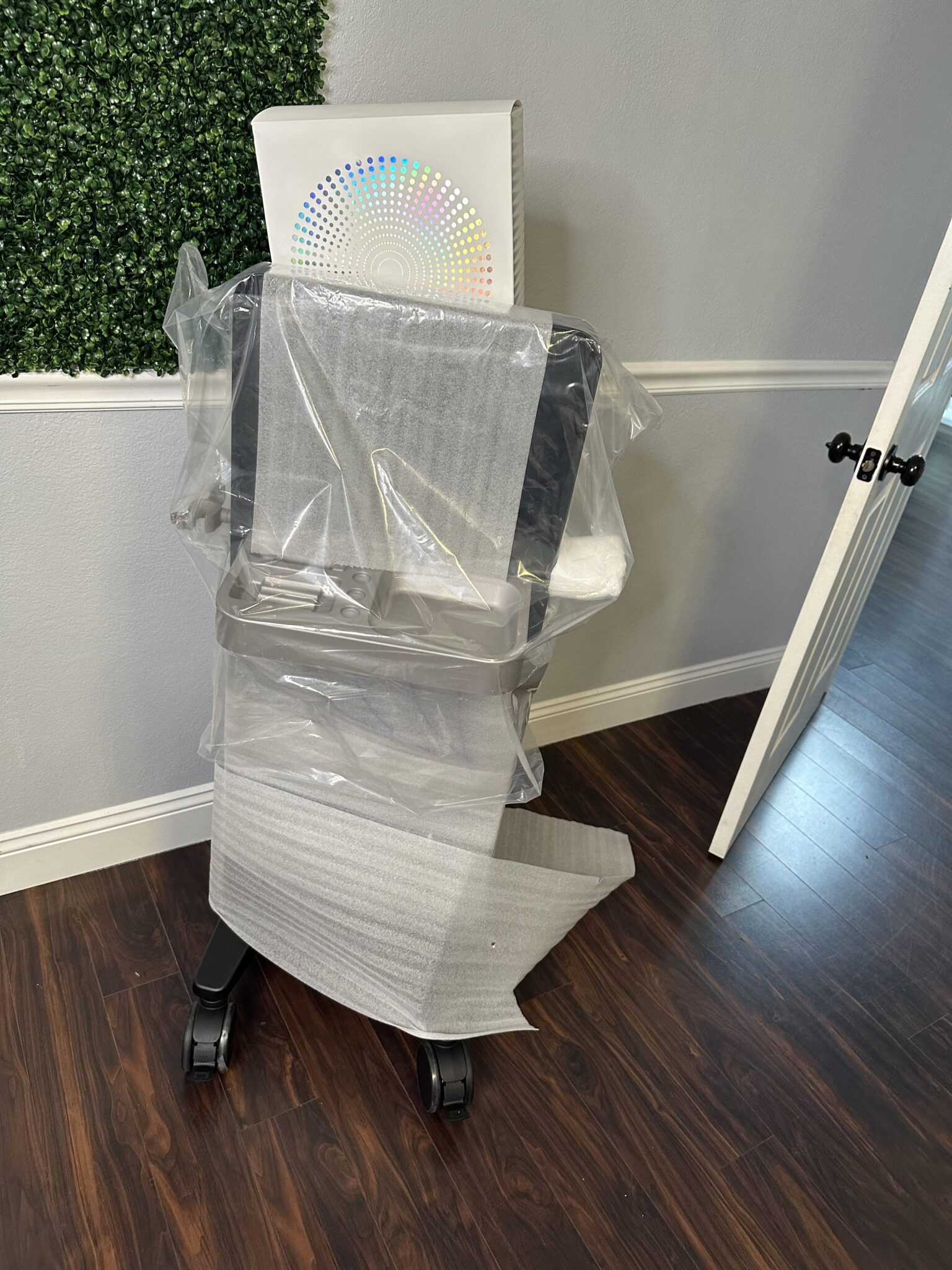 Brand New - In Box 2023 Hydrafacial Syndeo Facial System - Includes ...