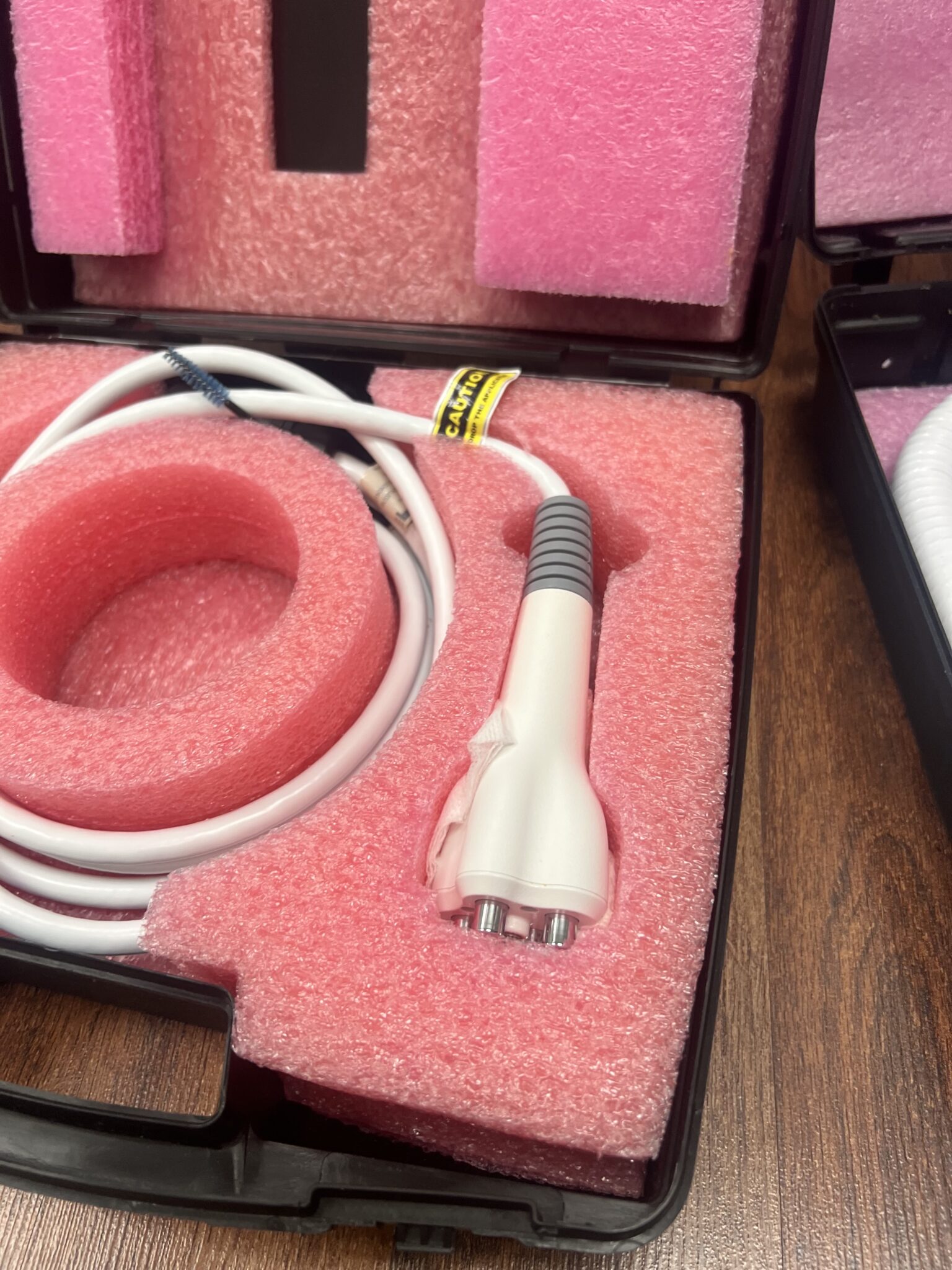 2017 Venus Concepts Versa - with (7) HANDPIECES - (5) IPL Handpieces ...